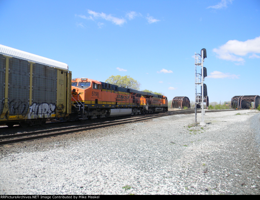 BNSF 7216